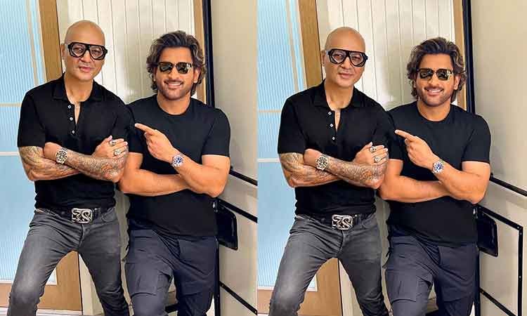 MS Dhoni’s new dashing look in sleek black muscle-fit shirt sets social ...