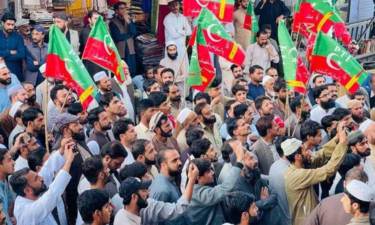 Protests erupt across Pakistan following Imran Khan's disqualification