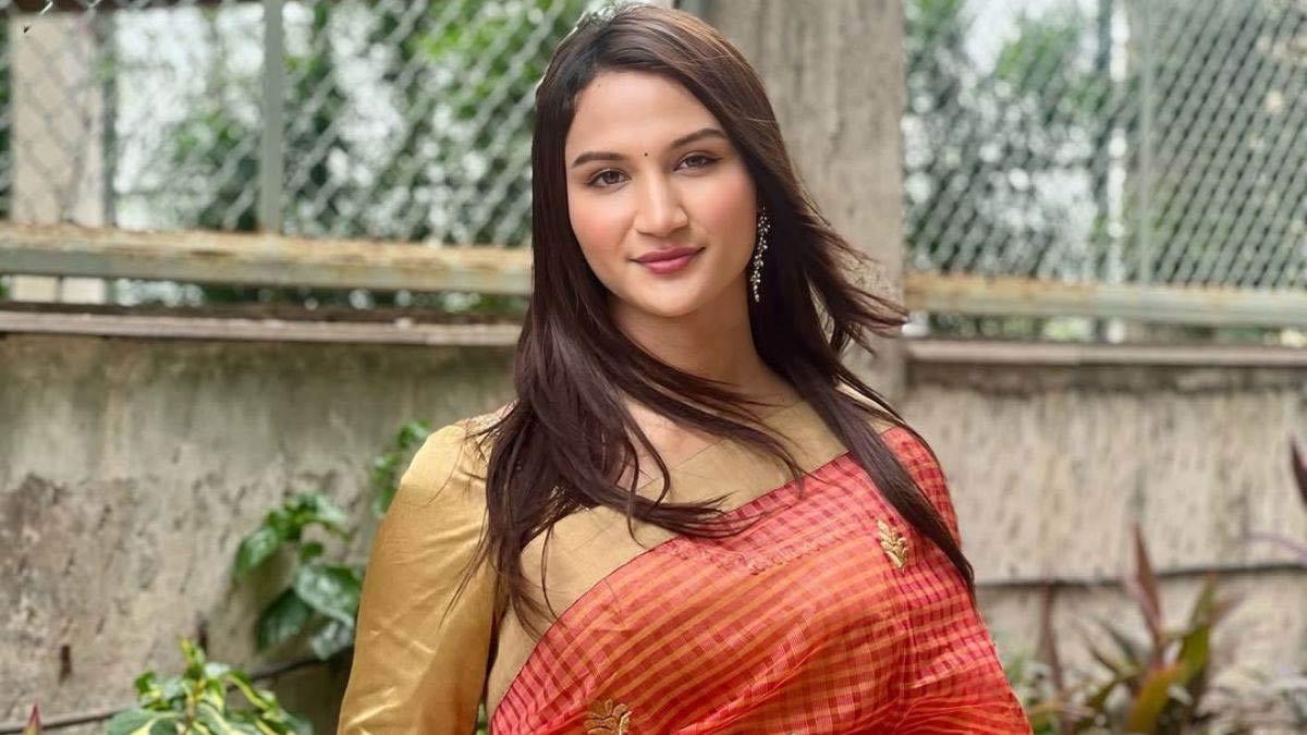 Anaya Bangar: 10 Interesting Facts about the trans woman who is ...