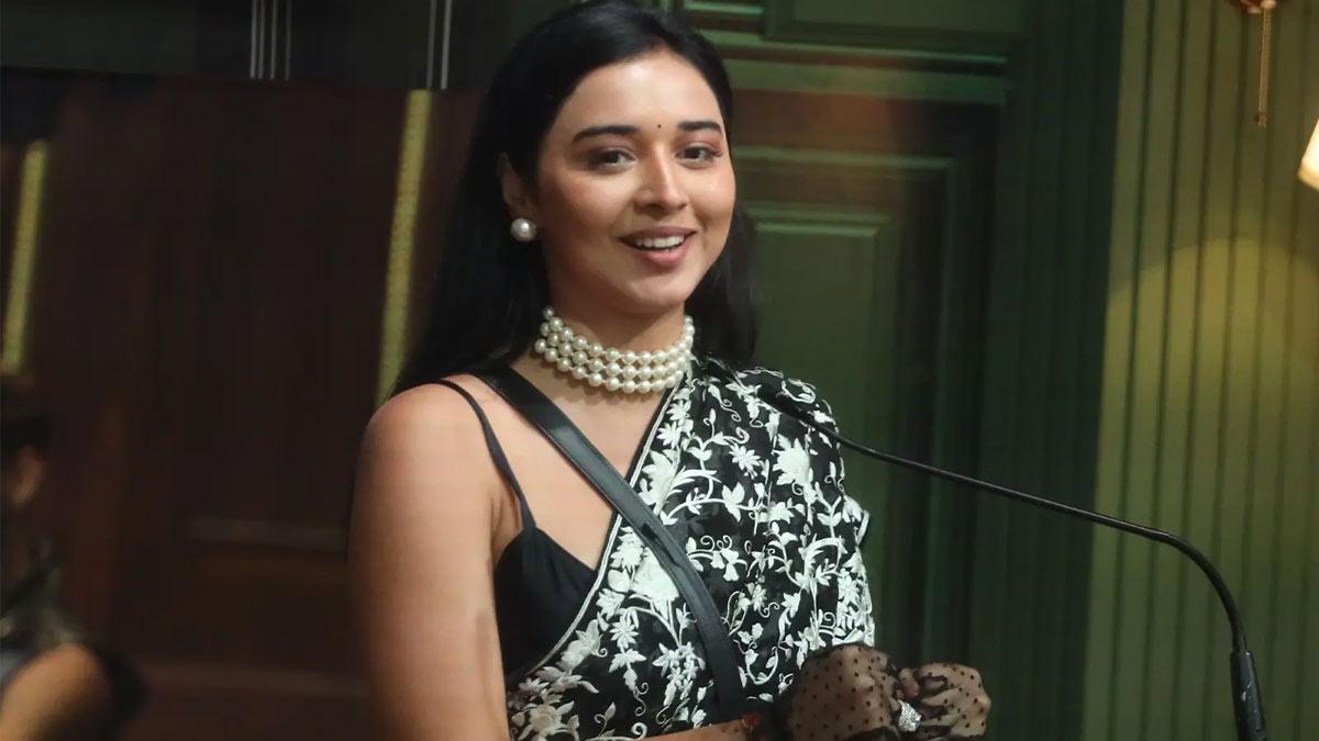 Bigg Boss 19: Amaal Mallik Feels Jealous as Tanya Mittal Consoles an ...