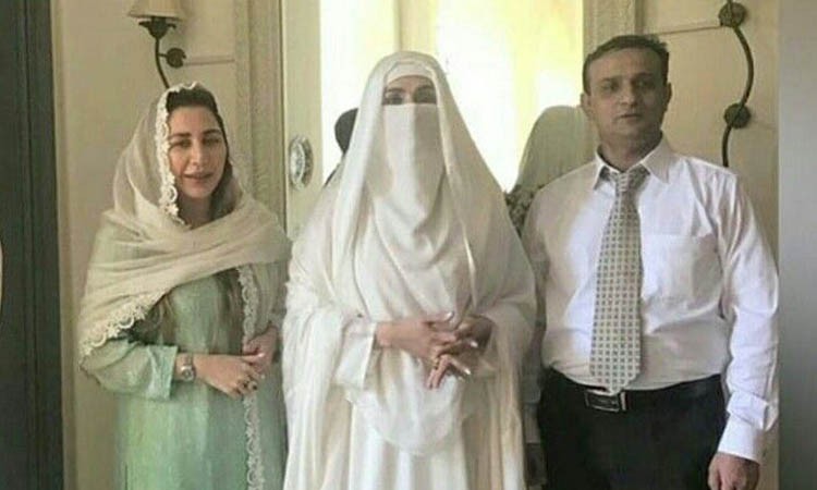 10 lesser-known facts about Pakistan PM Imran Khan's third wife Bushra ...