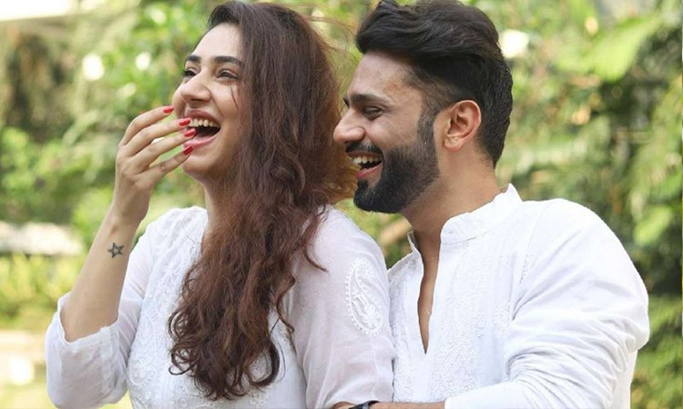 Top 10 adorable pictures of Rahul Vaidya and Disha Parmar that show ...