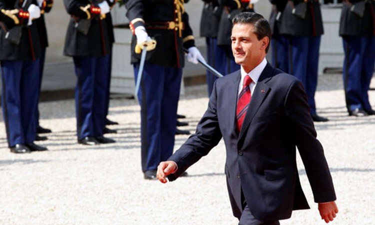 Top 10 best dressed male politicians