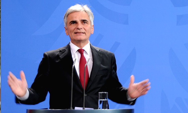 Top 10 best dressed male politicians