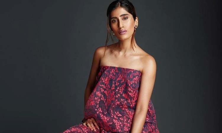 Akasa Singh: Top 10 looks of the Bigg Boss 15 contestant that left our ...