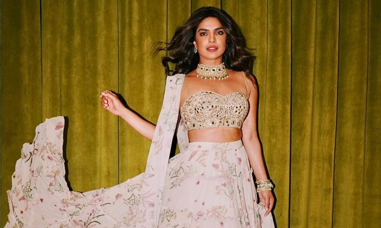 From Jacqueline Fernandes to Priyanka Chopra; Top 10 Bollywood actress ...