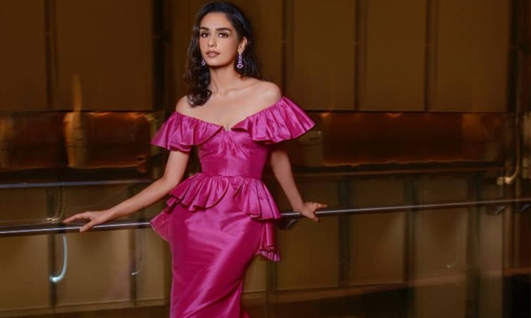 Manushi Chillar turns into water baby in her latest vacation pictures