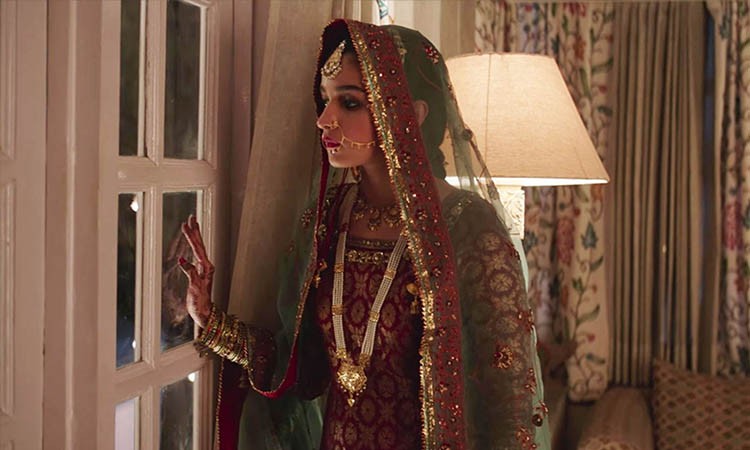 Top 8 times Alia Bhatt embraced the bridal look