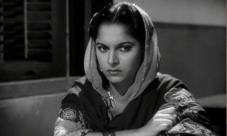 Bollywood legend: Waheeda Rehman | Top 10 mesmerizing movies of the ...