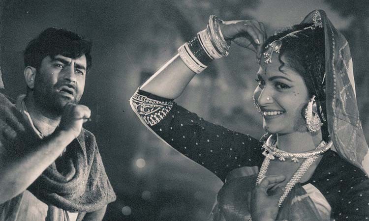 Bollywood legend: Waheeda Rehman | Top 10 mesmerizing movies of the ...