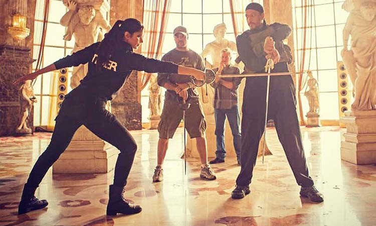 Top 10 Bollywood actors who took the danger and performed their stunts