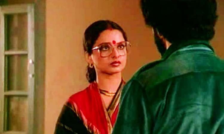 Bollywood Legend; Rekha | Top 10 Bollywood movies that capture the versatility of ethereal beauty