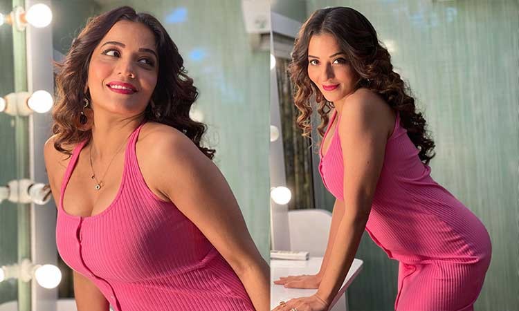 Bhojpuri actress Mona Lisa raises eyebrows with her breathtaking pictures