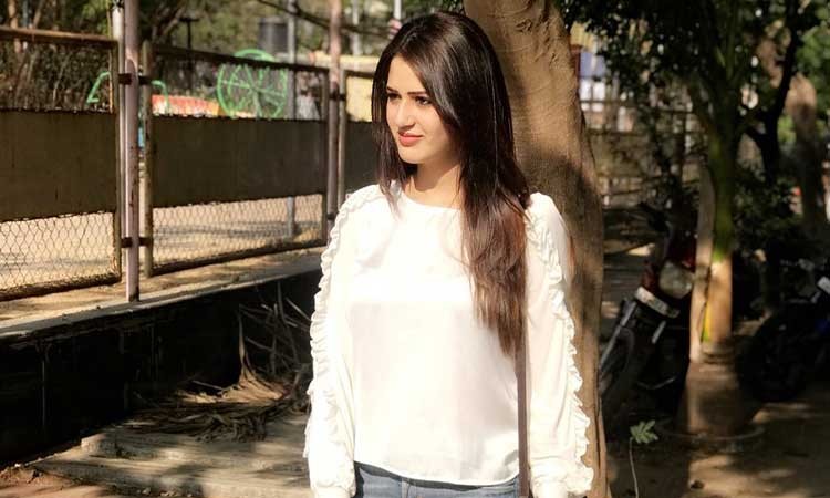 Rumoured Couple: Badshah and Isha Rikhi