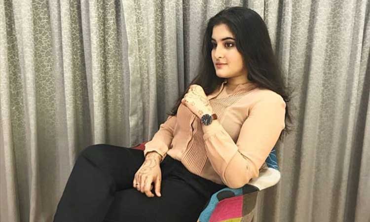 Navika Kotia: Top 10 breathtaking pictures of Sridevi's on-screen daughter in 'English Vinglish'