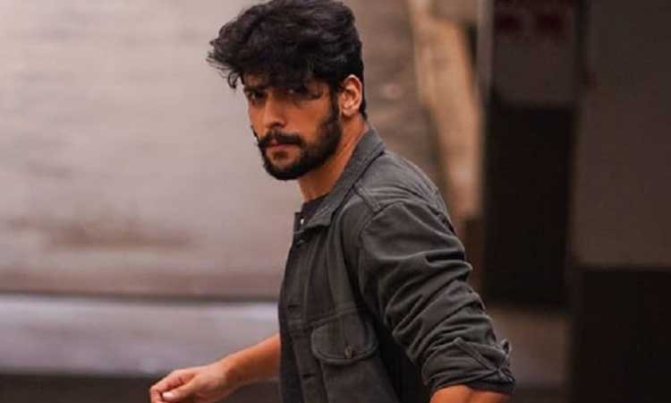 8 popular TV stars who are from engineering background
