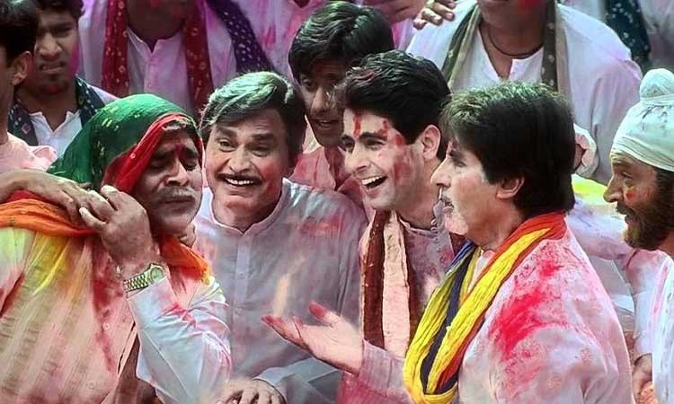 Holi 2023: 8 Bollywood movies that bring back the vibes of 'festival of ...