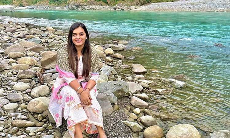 Devisha Shetty: Meet the beautiful wife of Team India's 360° batter ...