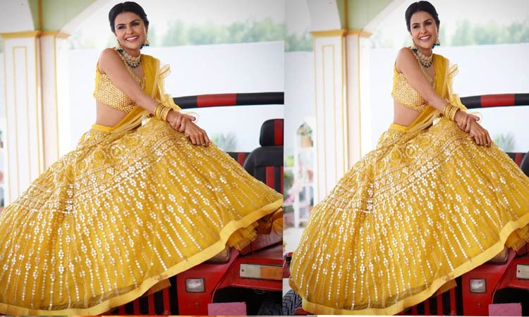 Lehenga Love: Priyanka Chahar Choudhary looks drop-dead gorgeous