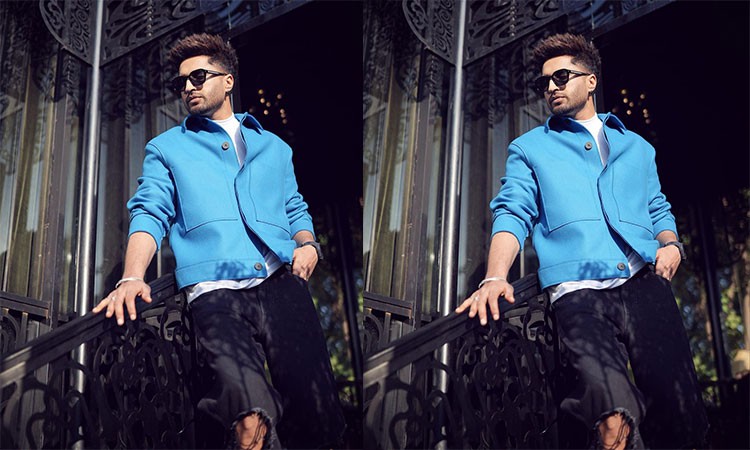 Top 10 most handsome singers of India