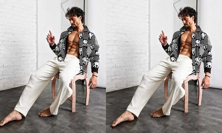 Tiger Shroff flaunts finely chiselled 6-pack abs in monochromatic ...