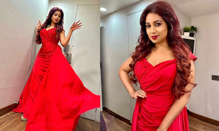 Graceful Glamour: Shreya Ghosal looks adorable in serene white gown
